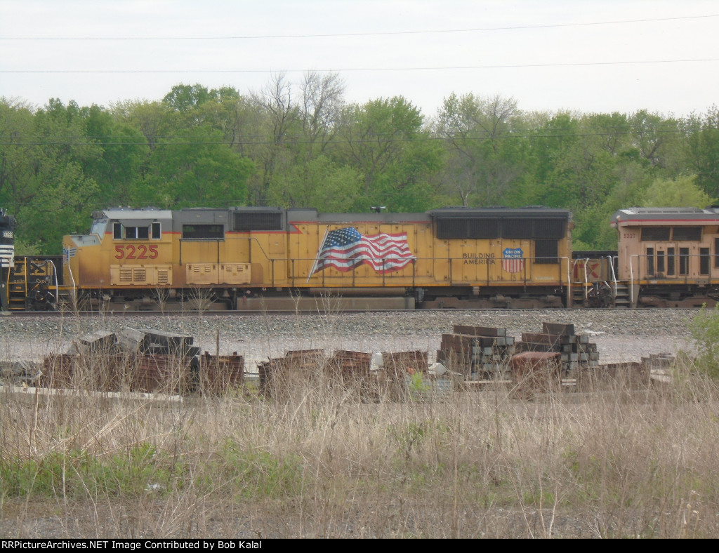 on the road to Grain Elevator, these guys were sitting idle, UP 5225